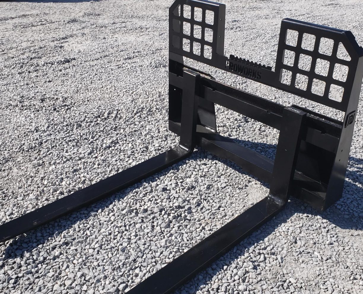 Walk Through Pallet Fork Frame with 48″ 4,000 Pound Pallet Forks ...