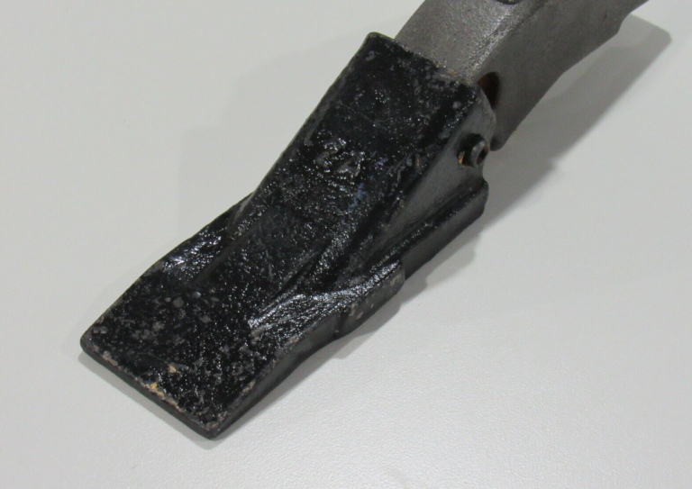 Pengo 20AH Weld On Cast Bucket Tooth Assembly – Skid Steer Attachment Depot