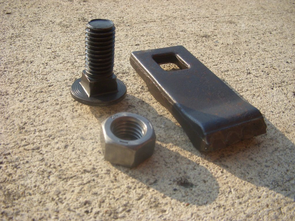 Lowe L13-G558 Carbide Tipped Auger Bit Tooth with Bolt and Nut – Skid ...