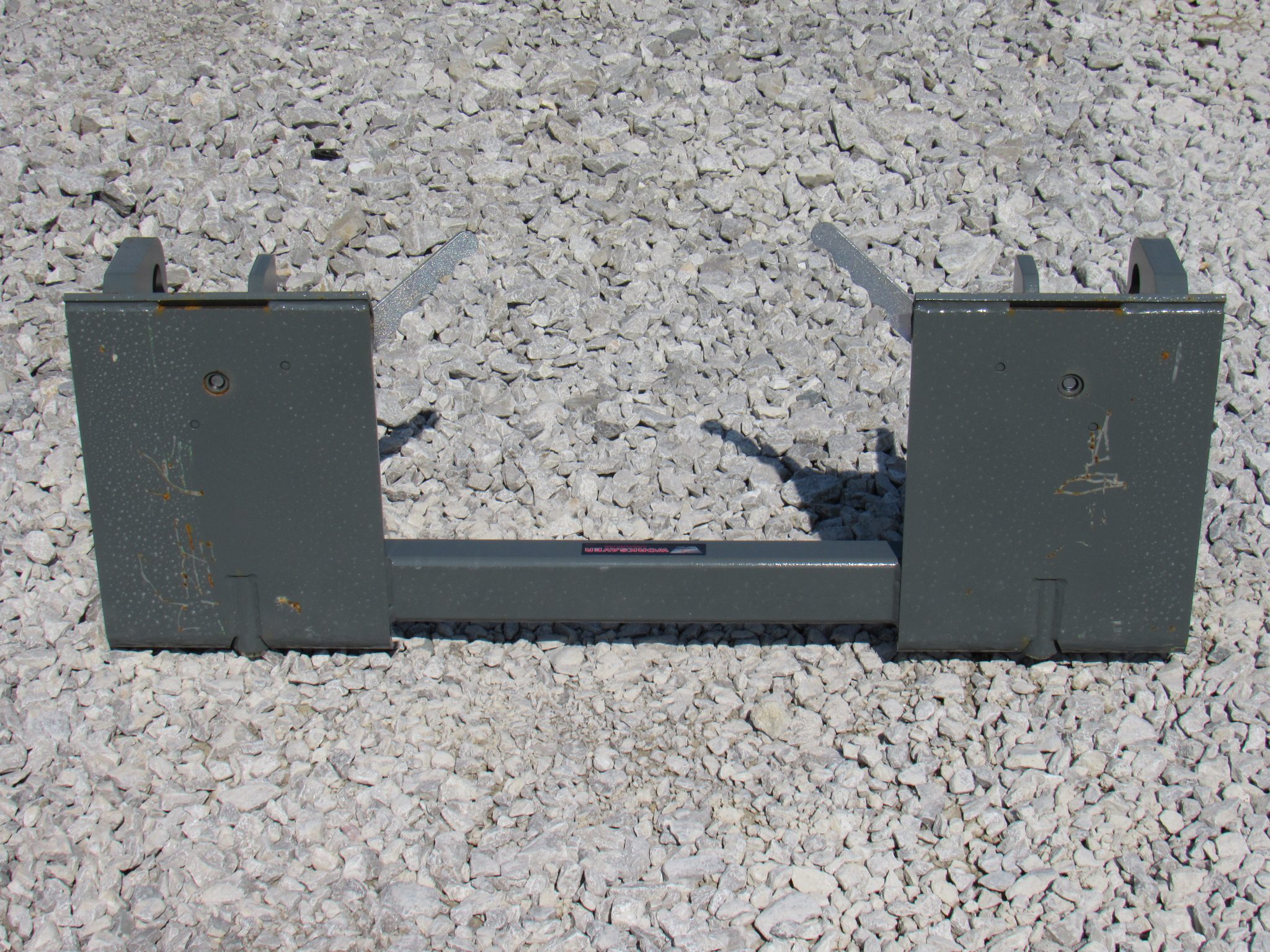 Euro Global Quickie Tractor Loader to Skid Steer Quick Attach Adapter ...