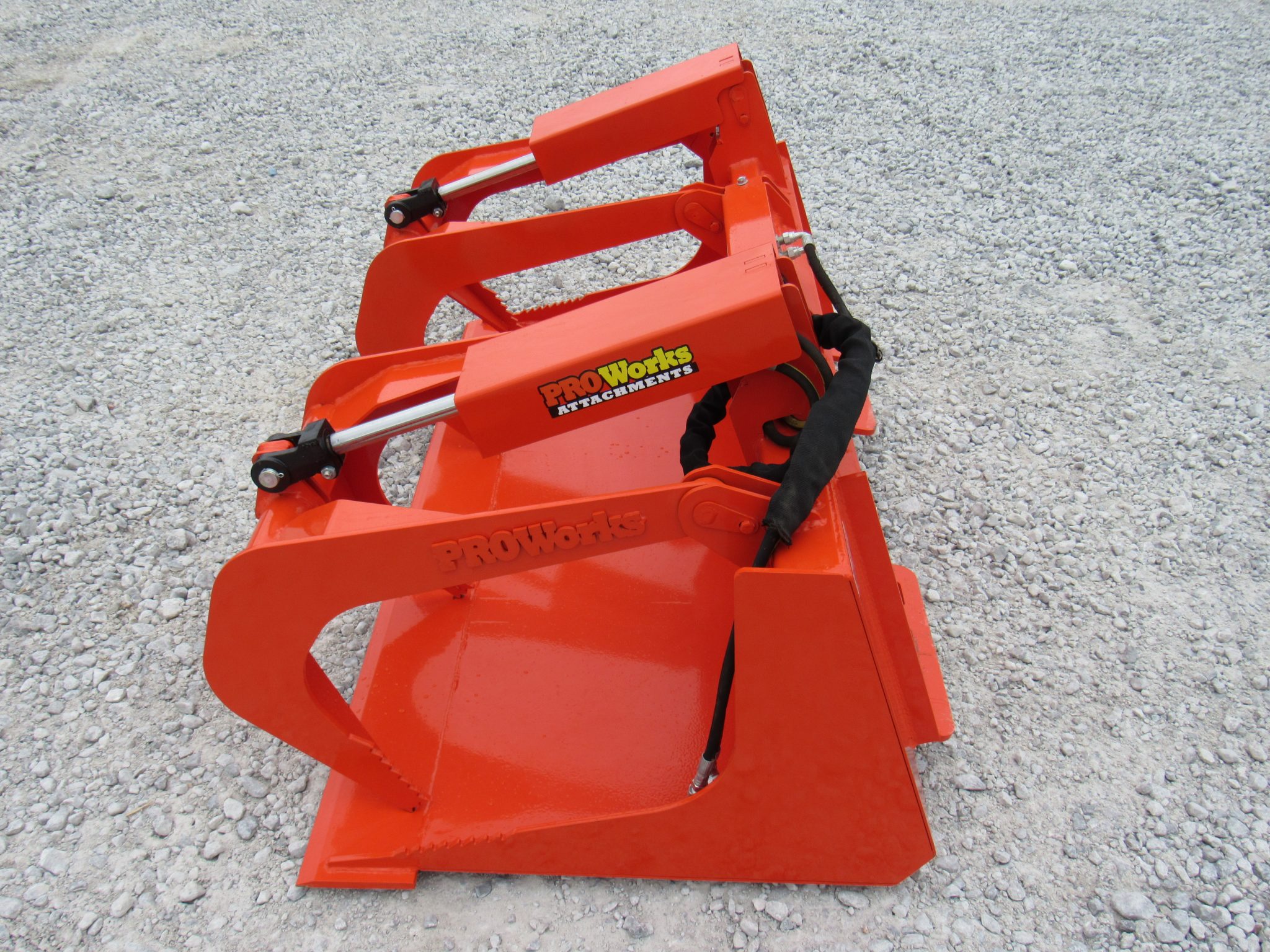 60″ Compact Tractor Dual Cylinder Solid Bottom Bucket Grapple with ...
