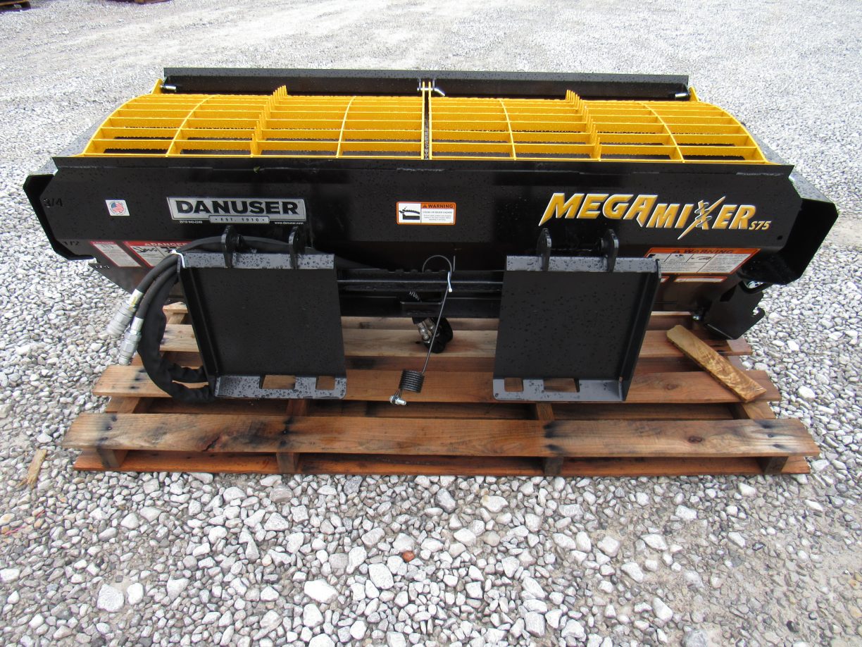 Danuser S75 Mega Mixer Steel Auger Bucket Skid Steer Attachment – Skid ...