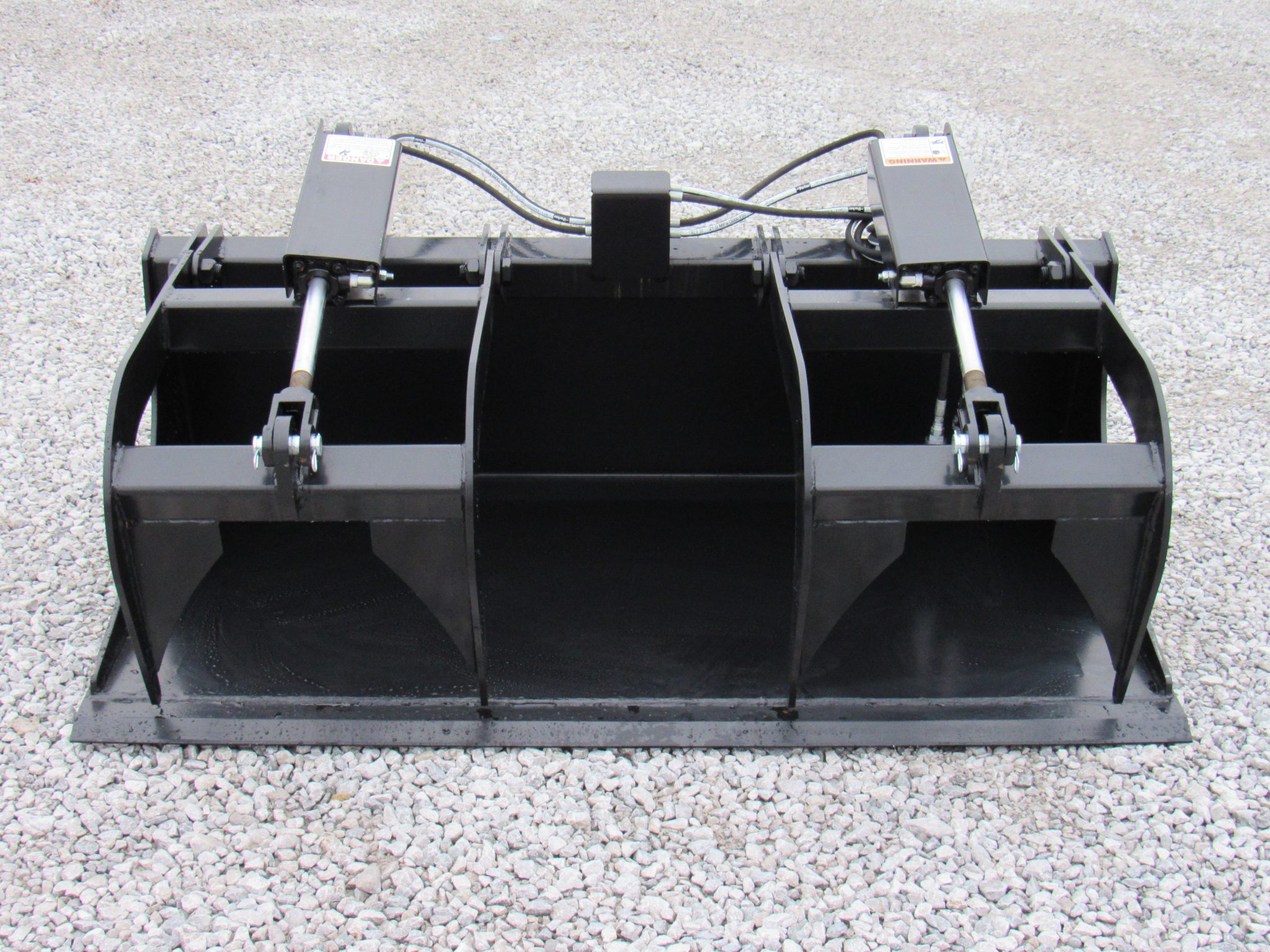 60″ Compact Tractor Dual Cylinder Solid Bottom Bucket Grapple Fits Skid ...