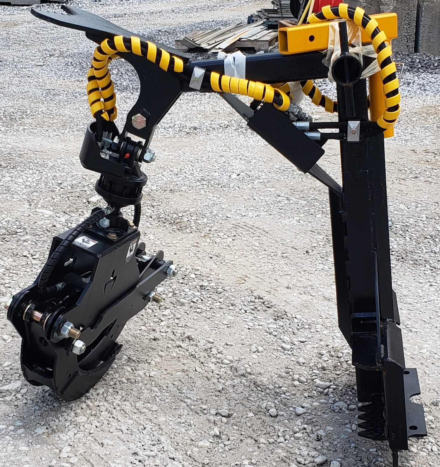 Branch Manager Log Grapple Attachment Fits Bobcat MT Mounting System ...