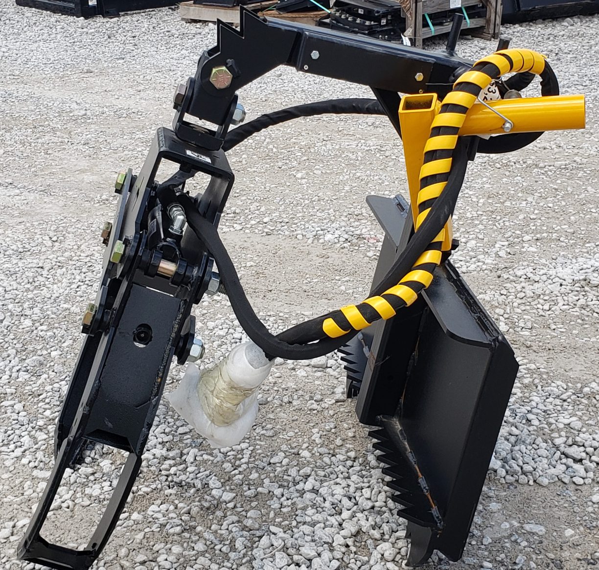 Branch Manager Log Grapple Attachment Fits Bobcat MT Mounting System ...