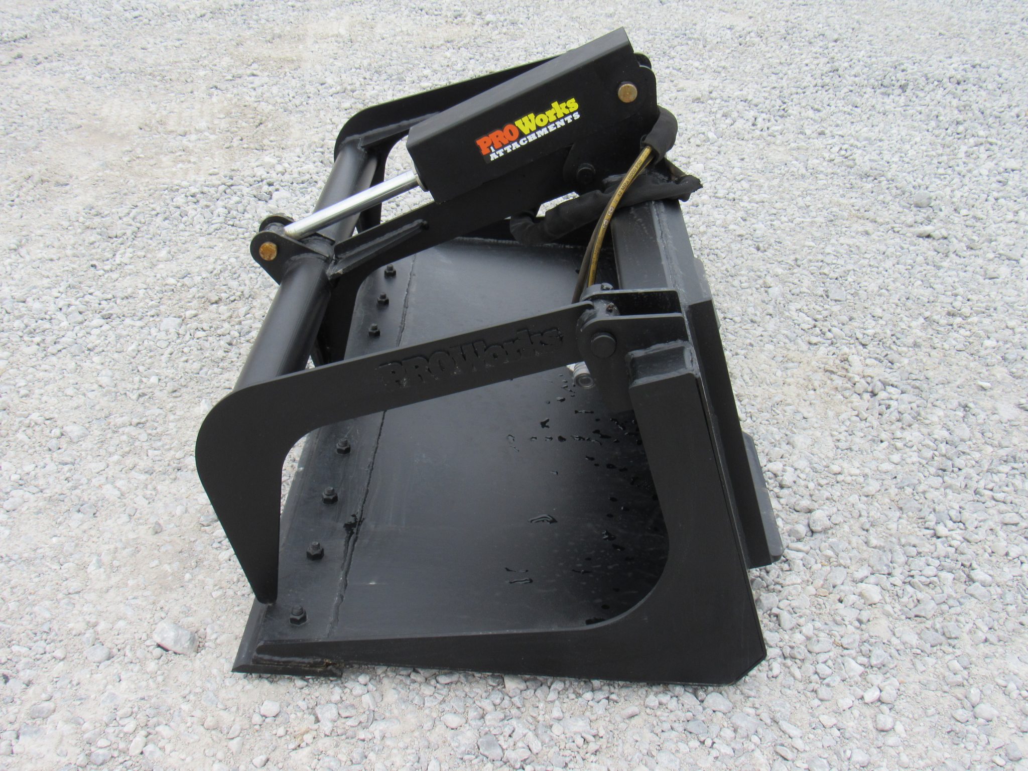 60″ Compact Tractor Single Cylinder Solid Bottom Bucket Grapple with ...