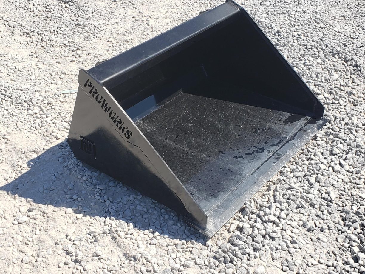 PROWORKS 34″ Low Profile Smooth Bucket Attachment Fits Mini Skid Steer ...