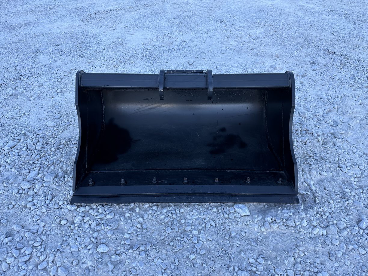 42″ Smooth Ditching Bucket with BOE Fits 6k to 10k Bobcat Mini ...