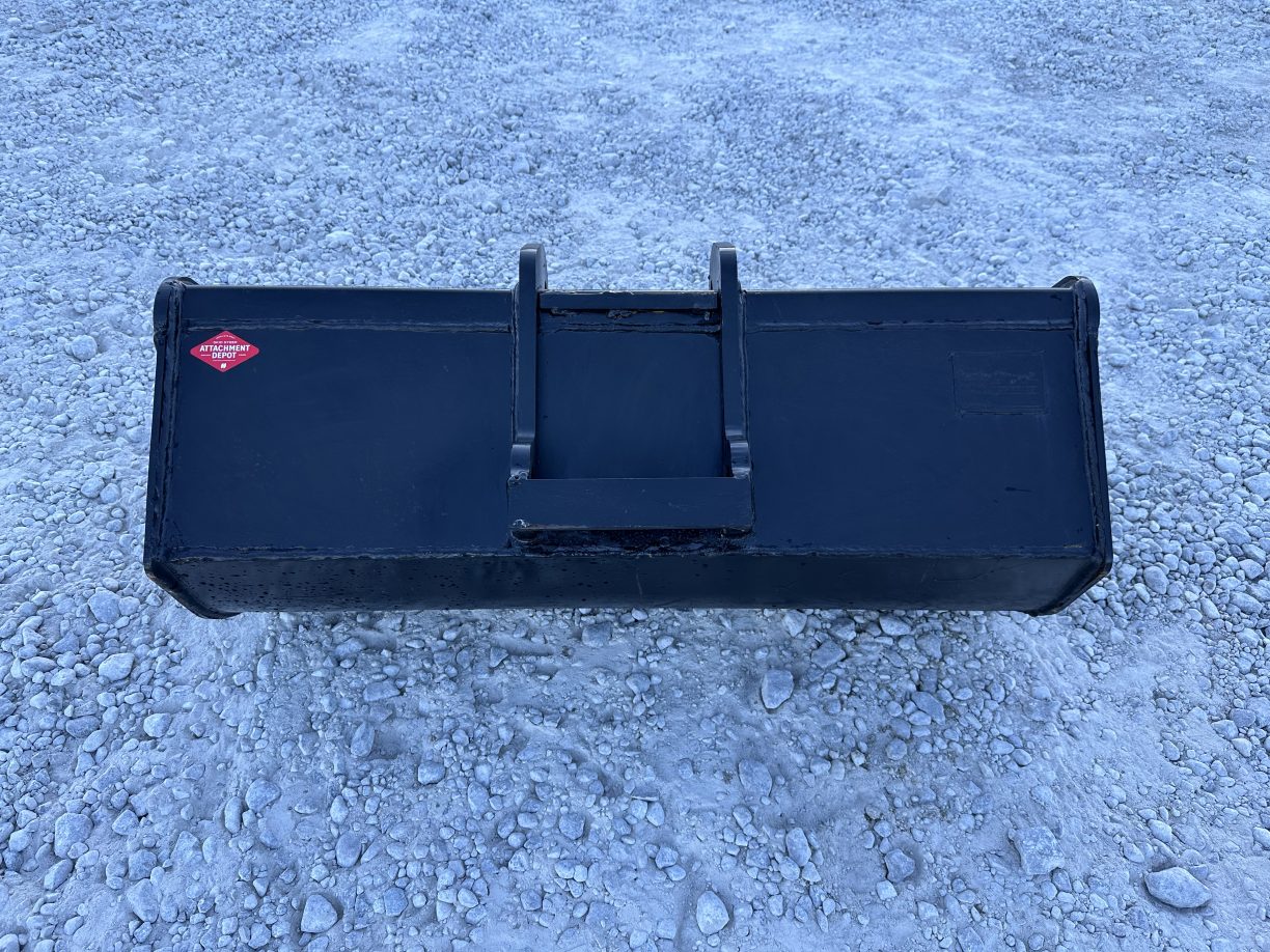 42″ Smooth Ditching Bucket with BOE Fits 6k to 10k Bobcat Mini ...