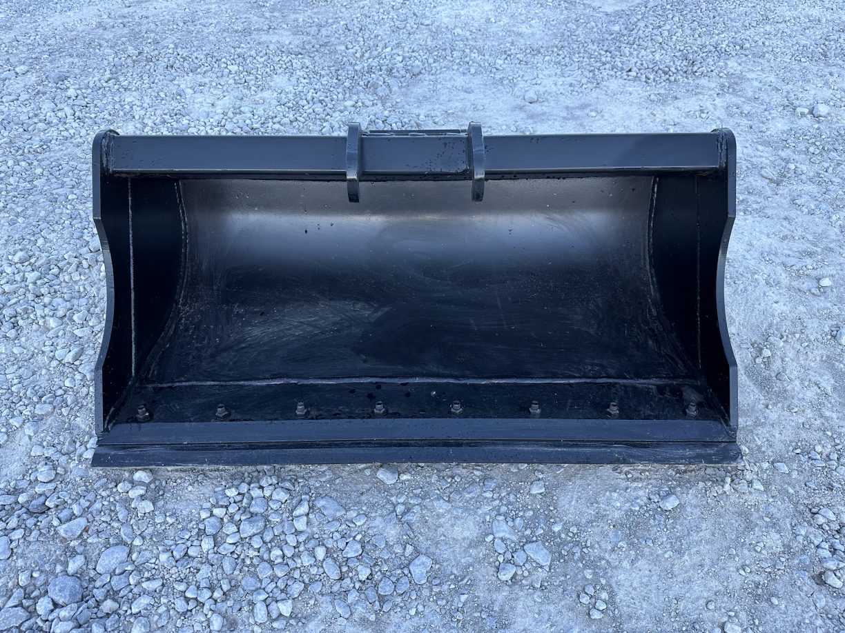 48″ Smooth Ditching Bucket with BOE Fits 10k to 14k Bobcat Mini ...