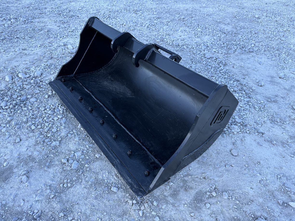 48″ Smooth Ditching Bucket with BOE Fits 10k to 14k Bobcat Mini ...
