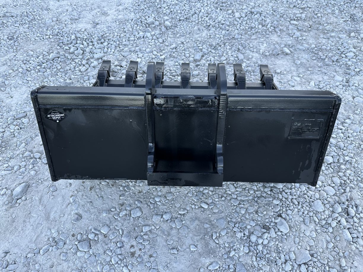 38″ Tooth Cemetery Excavator Bucket Fits Bobcat X Change for 10,000 ...
