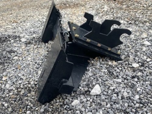 John Deere 35G Mini Excavator to Skid Steer Quick Attach Adapter ...
