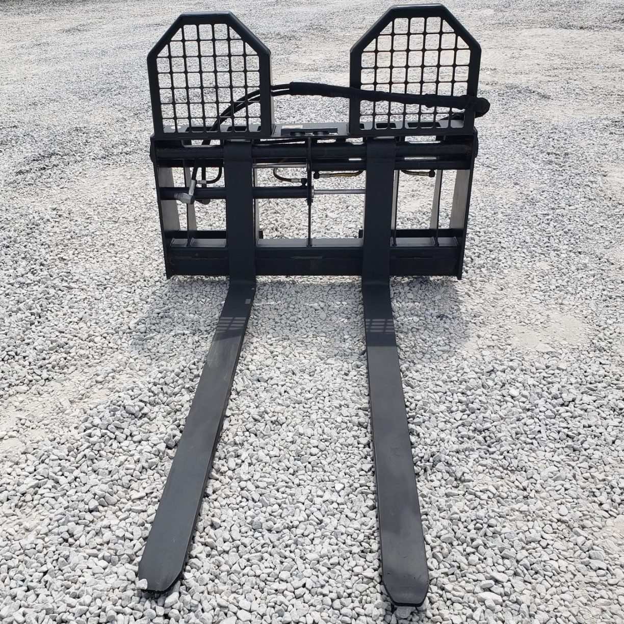 60″ Hydraulic Sliding Walk Through Pallet Fork Set Skid Steer Quick ...