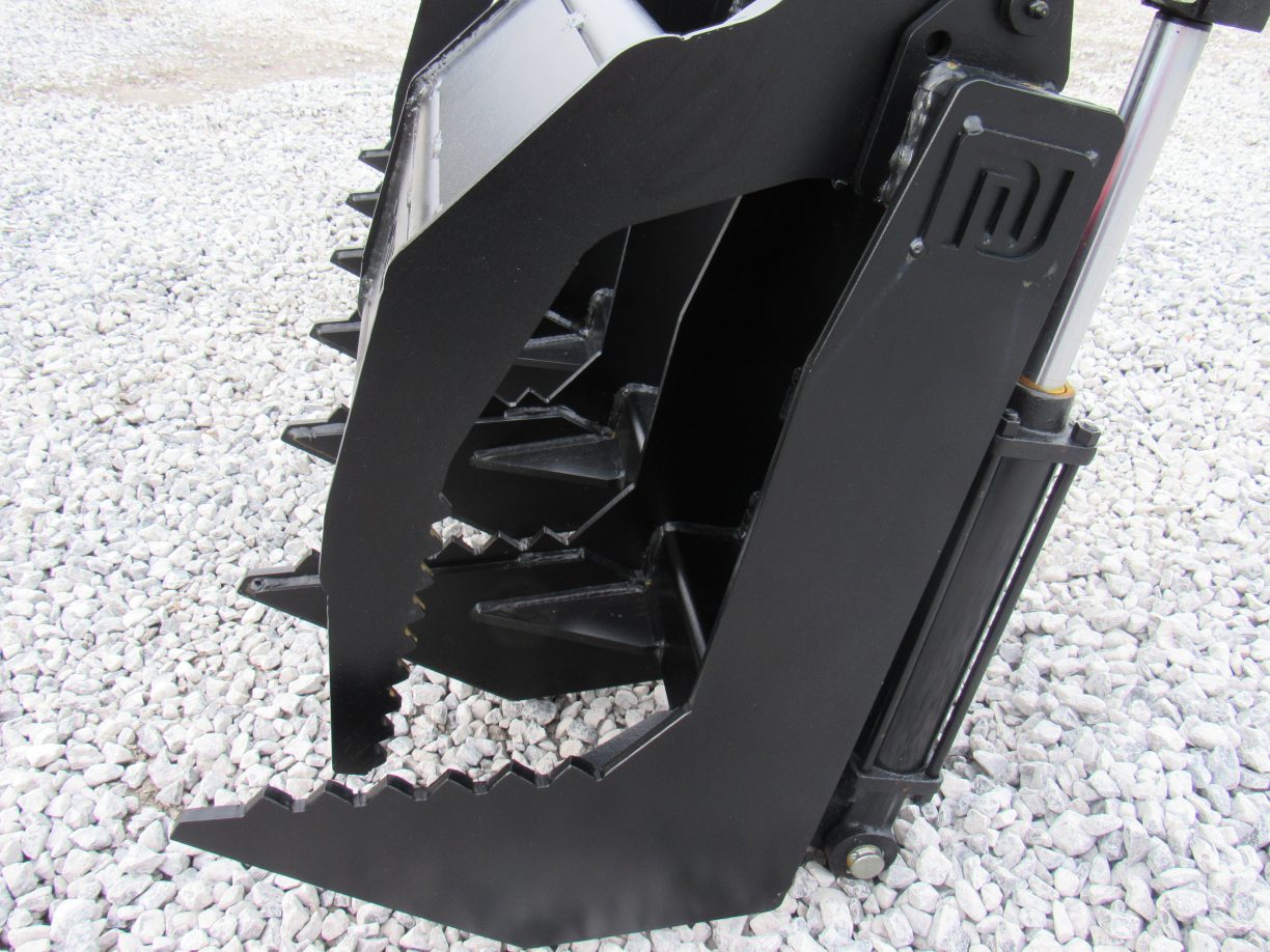 60″ Dual Tine Root Rake Clam Grapple Attachment Fits Skid Steer Quick Attach – Black – Skid ...