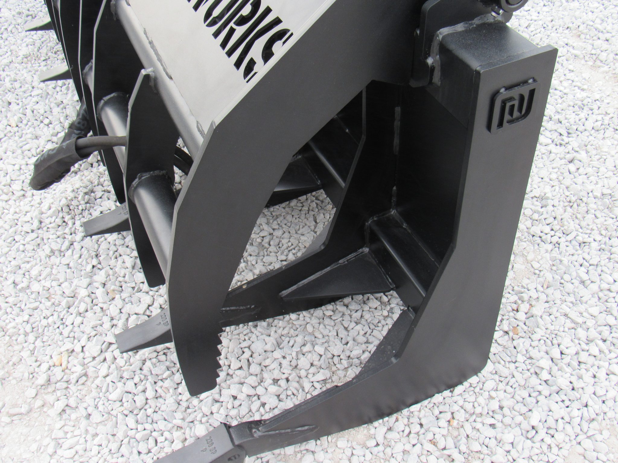 80″ Heavy Duty Dual Tine Root Rake Clam Grapple with Teeth Attachment ...