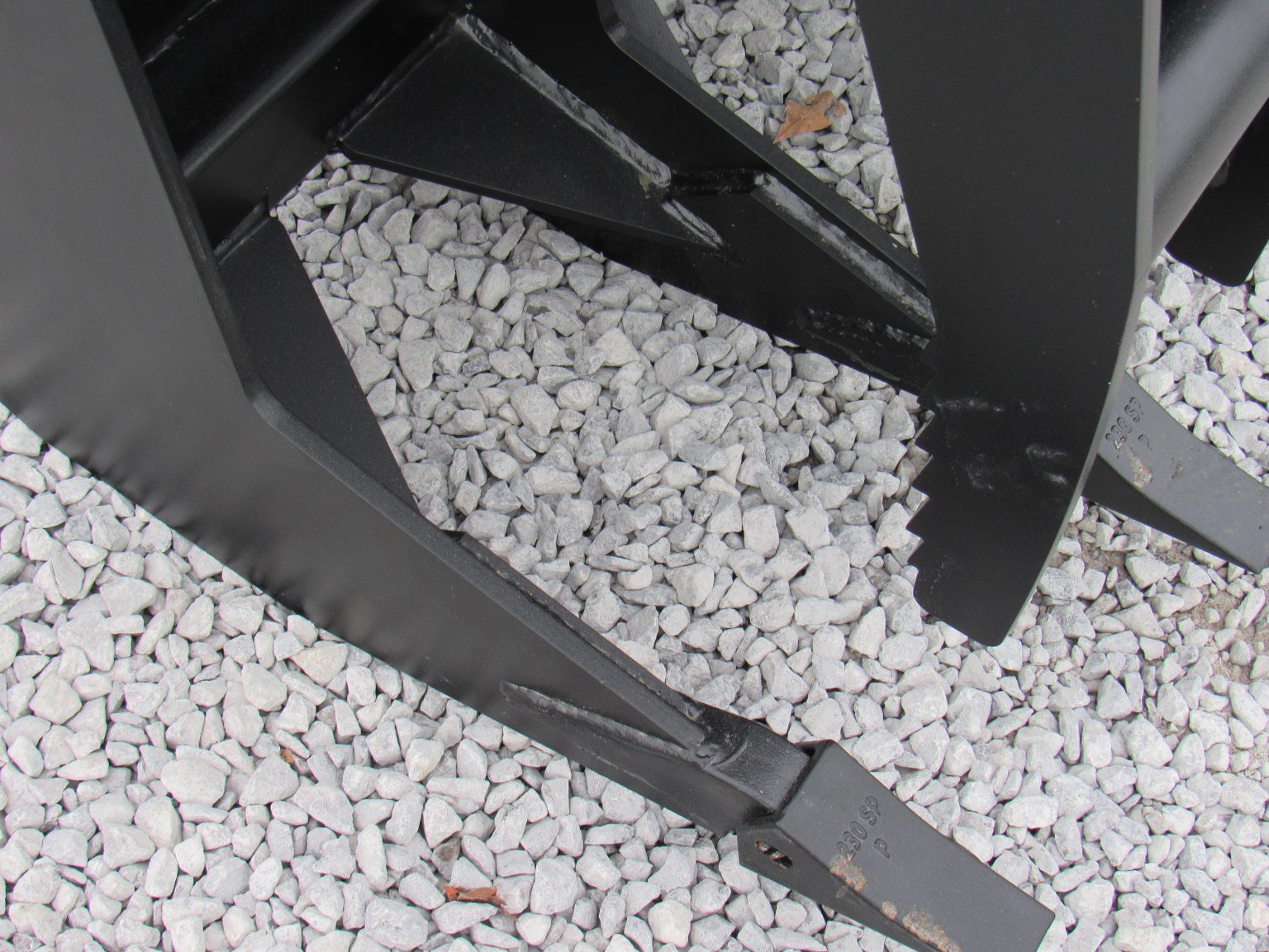 84″ Heavy Duty Dual Tine Root Rake Clam Grapple with Teeth Attachment ...