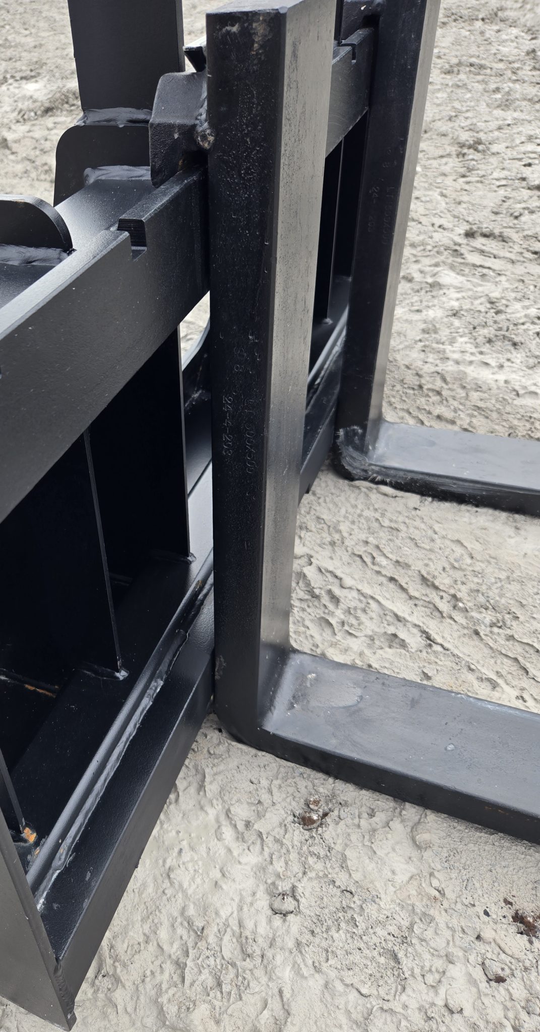 Class III Severe Duty Walk Through Pallet Fork Frame with 96″ 8000 ...