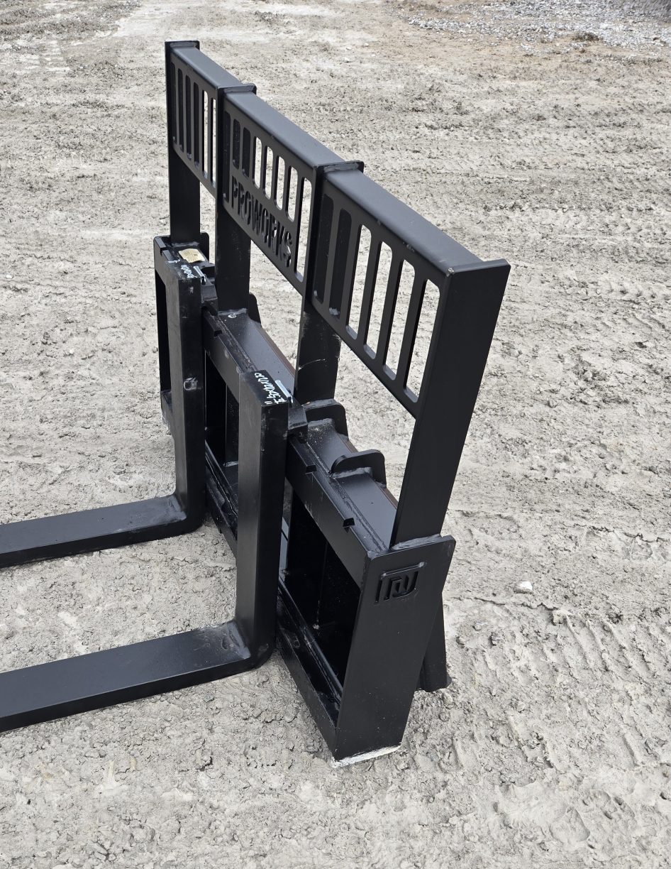 Class III Severe Duty Pallet Fork Frame with 96″ 8000 Pound Pallet ...