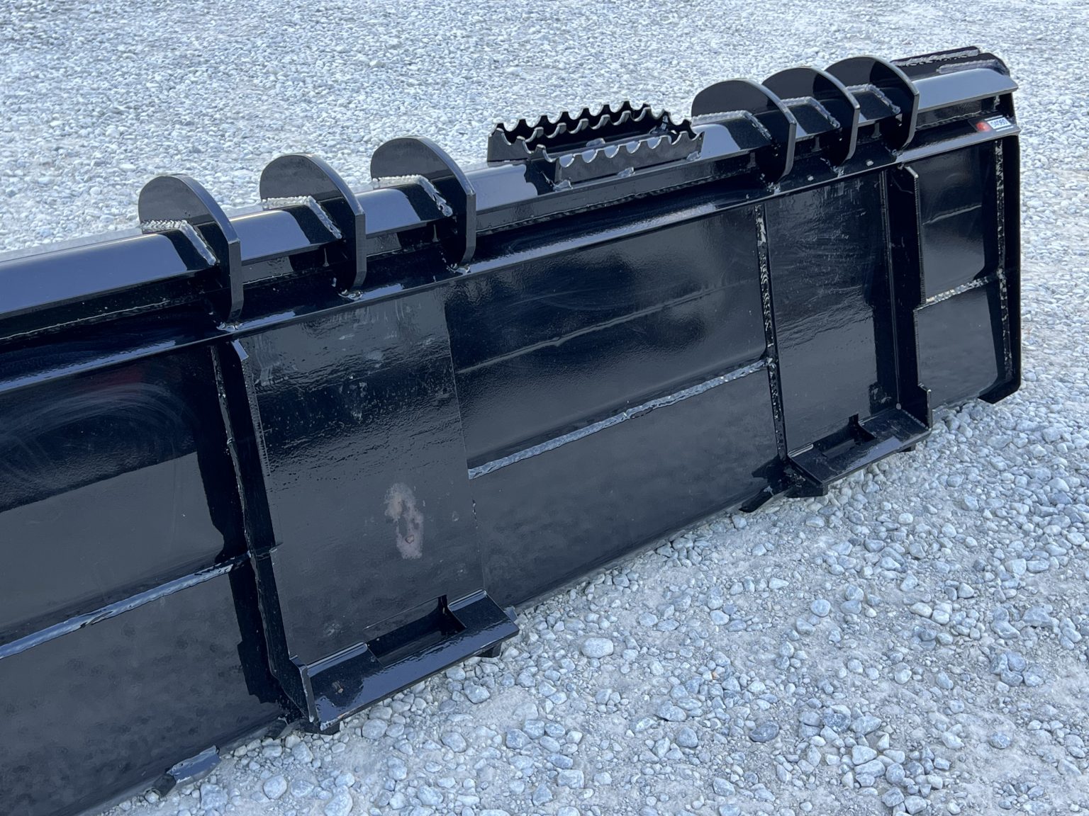 XHD 73″ Severe Duty Tooth Bucket with Side Cutters Fits Compact Track ...